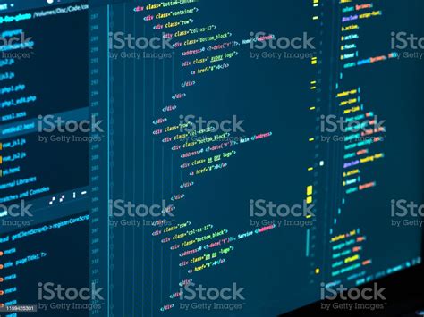 Close Up Coding On Screen Splitting Of Html And Css In The Code Editor