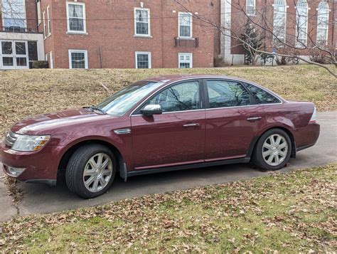 2008 Ford Taurus · Limited Sedan 4d Cars And Trucks Berlin