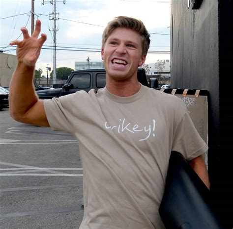 Robert Irwin Honors Dad Steve By Wearing ‘crikey Tee During ‘dancing