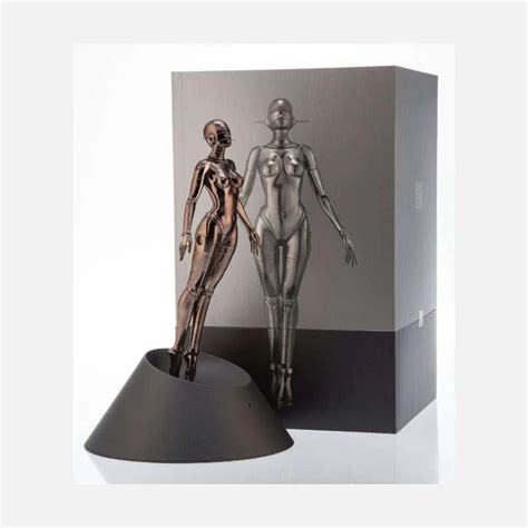 Hajime Sorayama Sexy Robot Floating 1 4 Scale Black Arts Limited