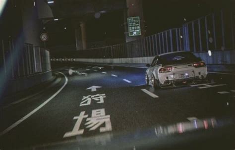 Night Drive In Luxury Car With Chinese Writing Veicoli Gatti Auto