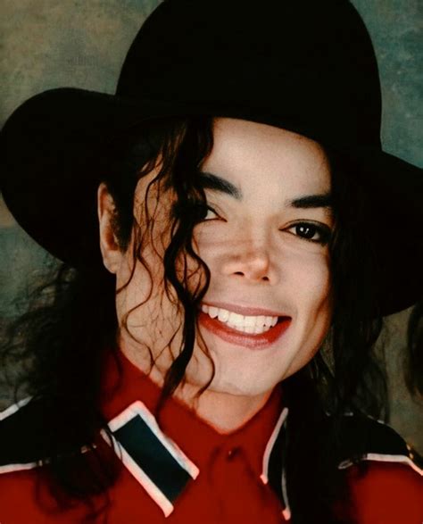 La «voz Profunda De Michael Jackson Es Bastante Desconcertante Epat Suspicion