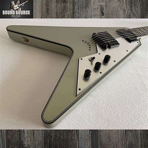 Schecter V1 Platinum Flying V Satin Silver Hard Case Reverb