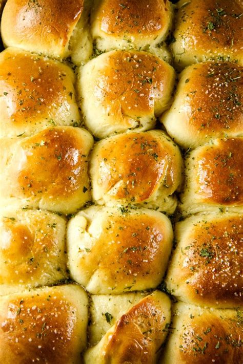 Buttery Dinner Rolls In The Bread Machine Momadvice