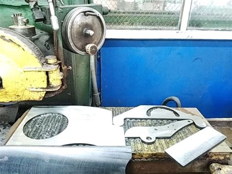 Гриндер лентошлифовальный станок: 8 700 грн. - Електроінструмент Сміла ...