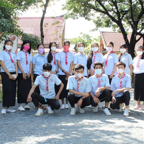 យុវជនកាកបាទក្រហម វិទ្យាល័យ ហ៊ុនសែន ជម្ពូវ័ន