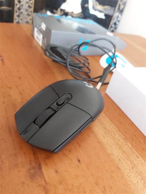 Logitech G304 Lightspeed Wireless Gaming Mouse Computers And Tech Parts And Accessories Mouse