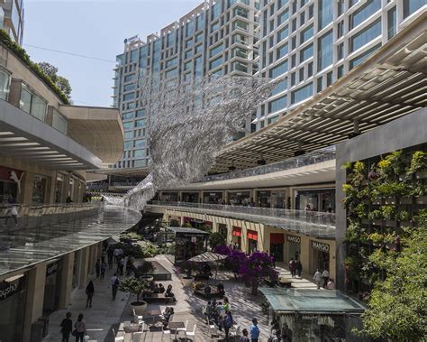 Antara Polanco Retail Store Tours