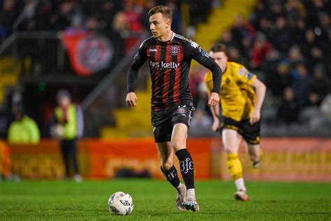 Loi Transfer News Waterford Sign Ex Bohs Defender Radkowski As Rovers