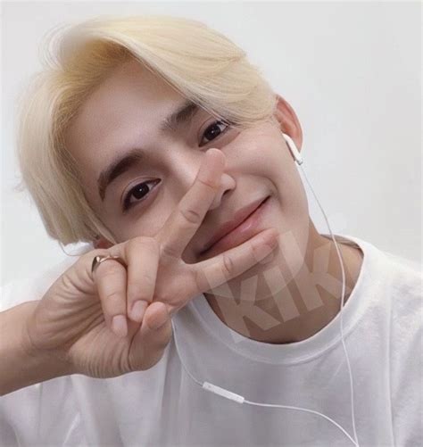 🍒 In 2024 Seventeen Scoups Ups Seventeen Seventeen