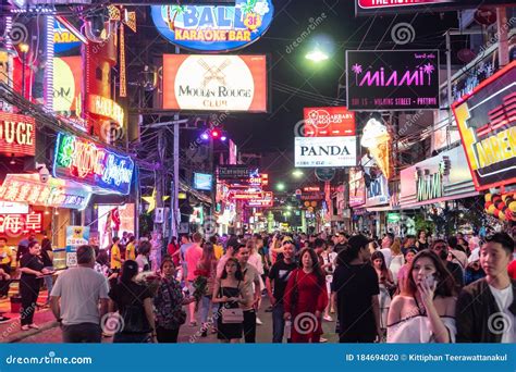 Thailands Reeperbahn Pattaya Walking Street In Pattaya Pchvmf