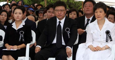 대통령 올케 서향희 변호사 4년만에 활동 재개