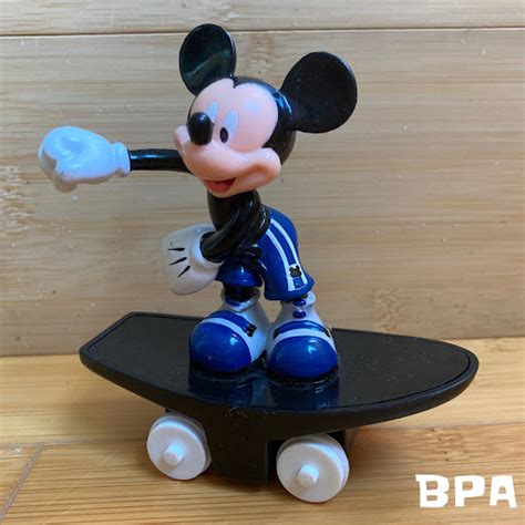 Beach Party Attitude Mickey Mouse Xi And Minnie Mouse