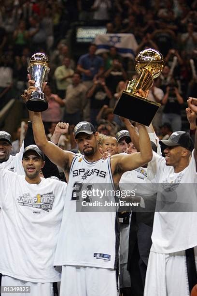 Tim Duncan Trophy Champion Photos And Premium High Res Pictures Getty Images
