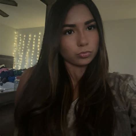 Avery Averyambriz On Threads