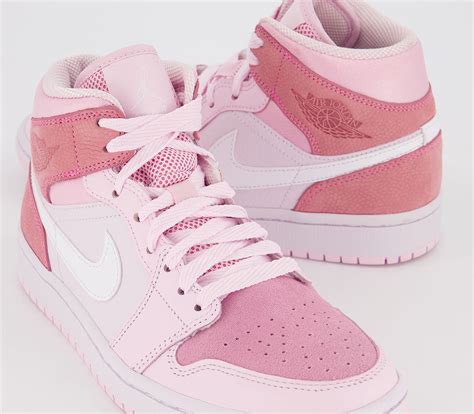 Air Jordans Logo Pink