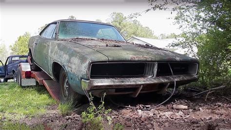 Rescue Of 1969 Dodge Charger Se A Classic Car Enthusiasts Dream