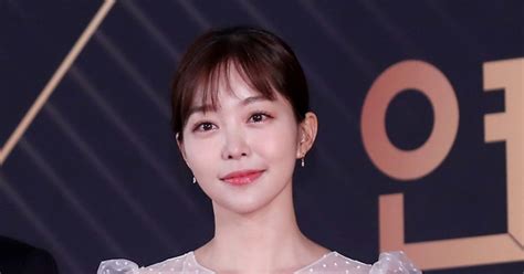 포토 김가은 더 예뻐졌어요