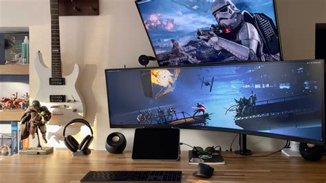 mac mini rig enjoys maximum display space plus the max stand [setups