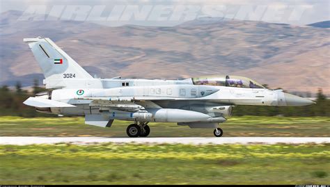 Lockheed Martin F 16f Fighting Falcon United Arab Emirates Air Force Aviation Photo