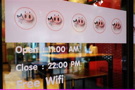 Moo Daeng Daeng อาหารเกาหลี ถูกปาก ถูกใจ คนไทย กินแก้มตุ่ย ตะลุยเที่ยว