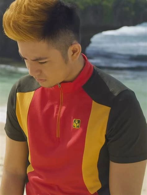 8 Potret Angga Yunanda Dengan Rambut Pirang Dipuji Ganteng Meski Terlihat Seperti Jamet