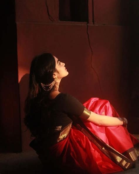 Cute Indian Actress In Saree Hd Images 145