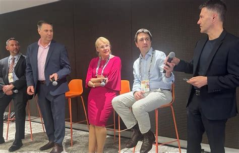 Not The Time To Slack Off Cal Henderson Cto And Co Founder Of Slack