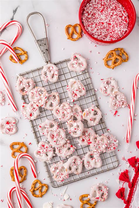 Candy Cane Peppermint Pretzels Love Bakes Good Cakes