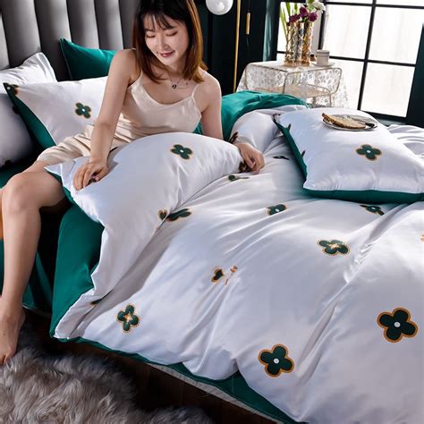 ۞∈ 4 Times Within The Summer Ice Silk Bedding Sheets Naked Sleep Use