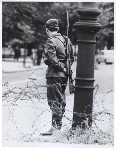 Conrad Schumann The East German Guard Who Leapt To Freedom