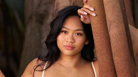 Suni Lee Reminds Fans Shes An Si Swimsuit Model In Stunning Bikini Snap