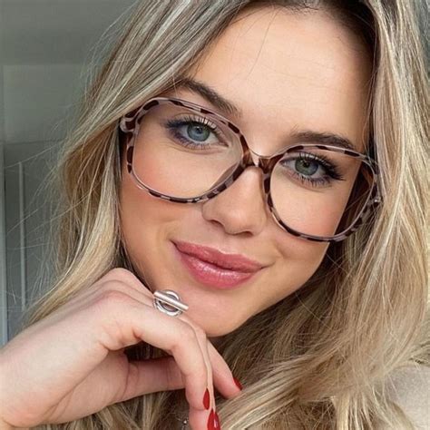 Épinglé Par Clémence Vqu Sur Glasses Lunettes De Vue Femme Tendance