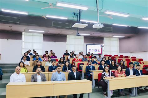 Faculty Spotlight Meet The Minds Behind K J Somaiya ‘s Success Pagalguy
