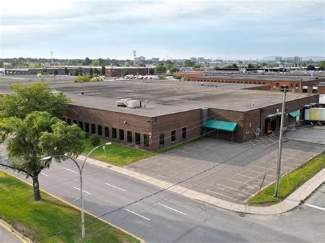 For Lease 9100 Boul Ray Lawson Montréal Anjou Quebec H1j1k8
