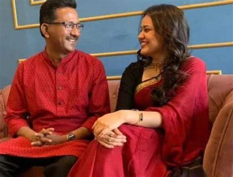 Pradeep Gawande Biography Controversy Wife Education