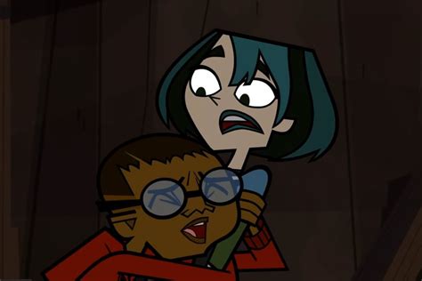 Gwen And Cameron Total Drama Island Silly Pictures Drama