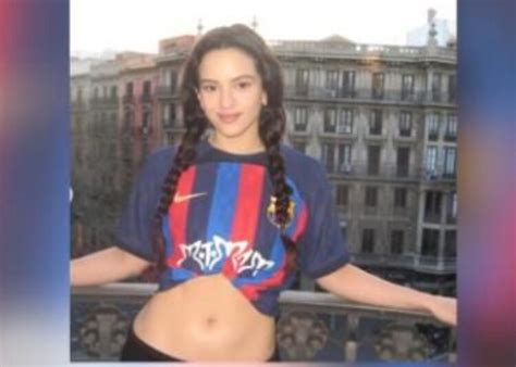 Renowned Singer Rosalia Names Lionel Messi Zinedine Zidane And Pedri