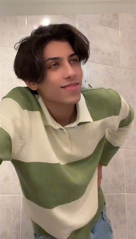 Pin By B A L K E L Y On Milos Guzel Pretty People Attractive Guys Celebs