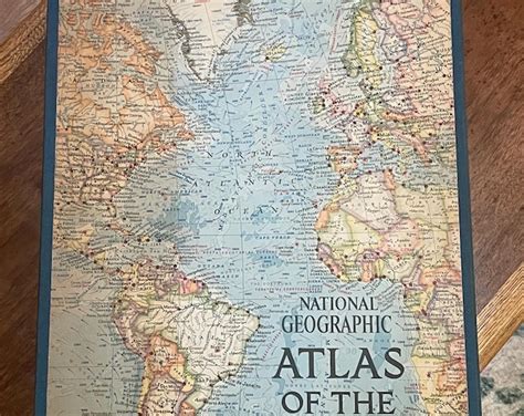 Rare Vintage National Geographic Atlas Of The World Enlarged Second