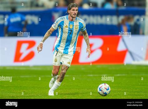Atlanta Georgia Usa June 20 2024 Argentina Midfielder Rodrigo De