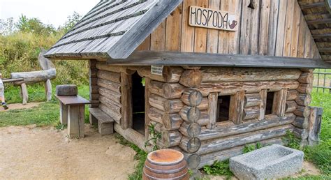 Rustic House Design Plans For Natural And Cozy Living