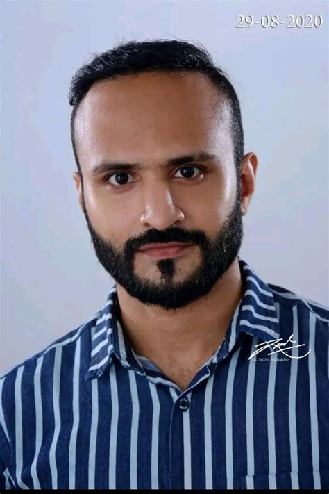 Sinhalese People 2022