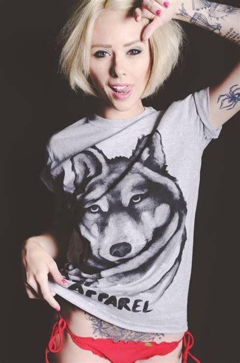 Blonde Tattood Girls