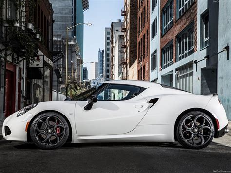 Alfa Romeo 4c Coupe [us] 2015 Pictures Information And Specs