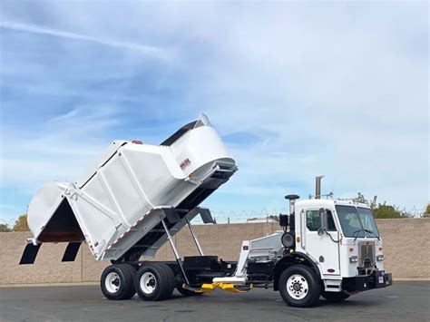 2011 Peterbilt Heil Rapid Rail 33 Yd Cng Asl Garbage Truck Side Loaders