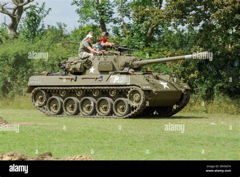 Second World War M18 Hellcat Tank 76 Mm Gun Motor Carriage M18 Being