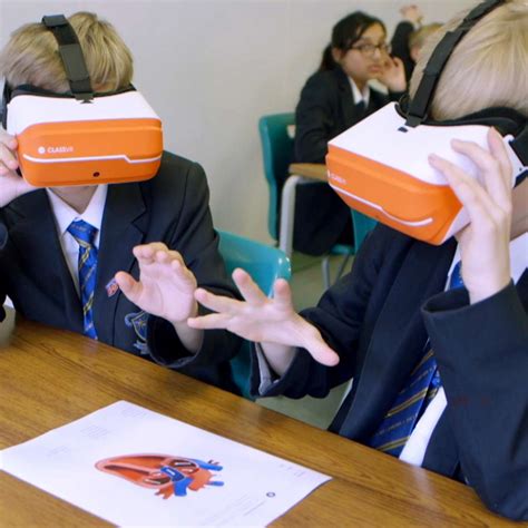 Pakistans Information Technology University Launches First Virtual Reality Classes
