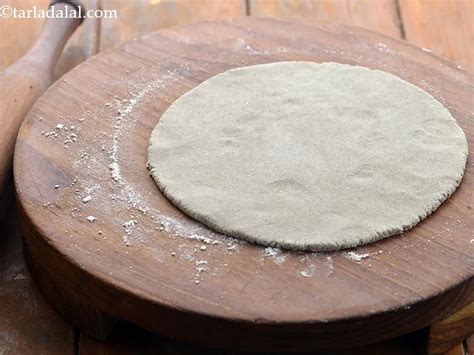 Rotla Gujarati Recipe Bajra Na Rotla Recipe Bajra Bhakri