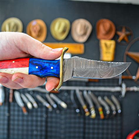 Texan Ruby Bowie Texan Knives